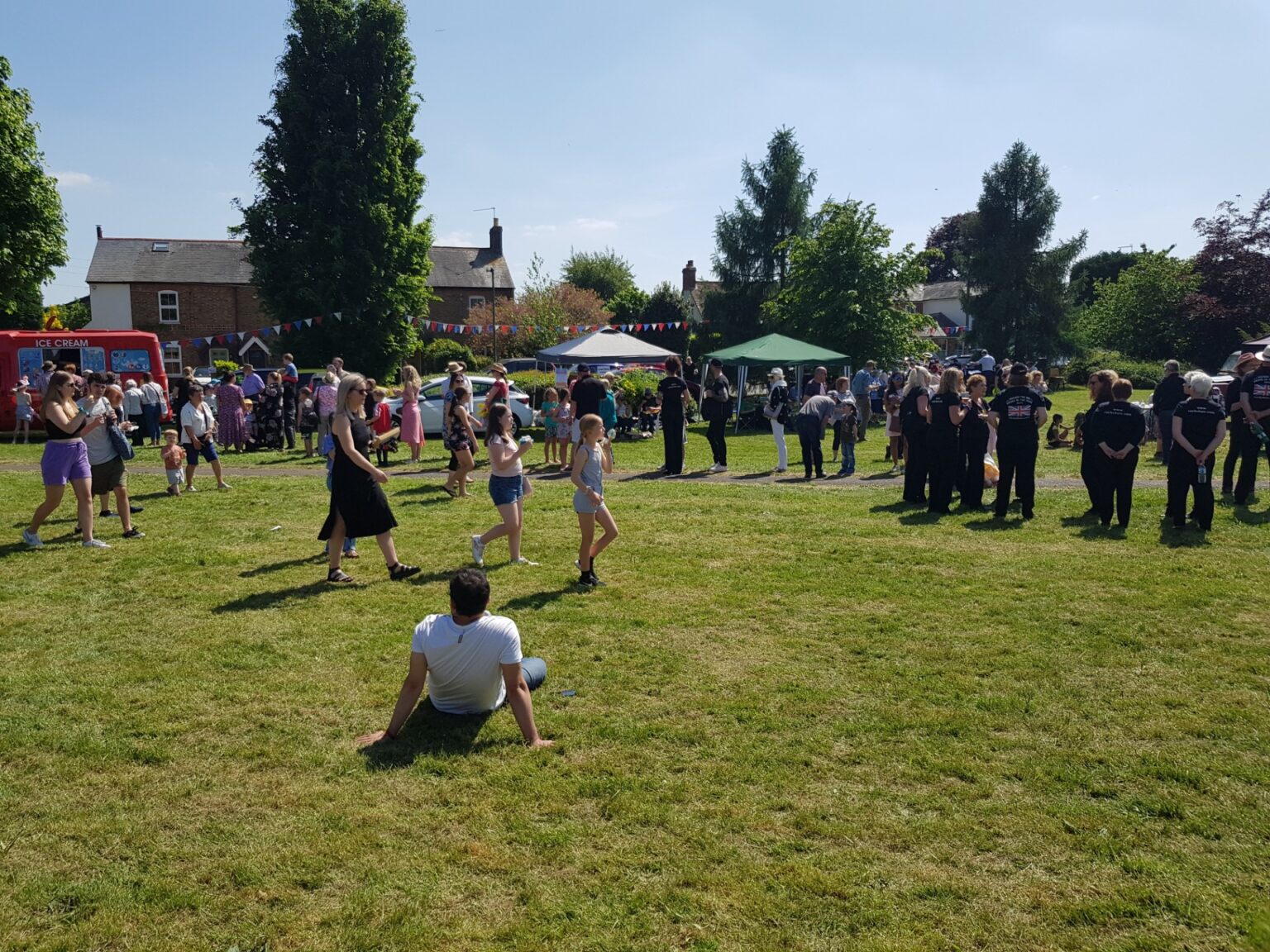 Ice Cream Van Hire | Corporate | Lollie Dollies